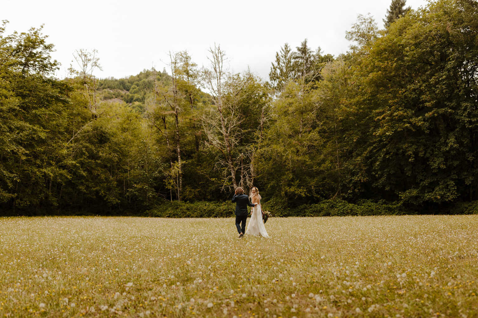 5 Things to Prep for Your First Phone Calls with Wedding Photographers ...