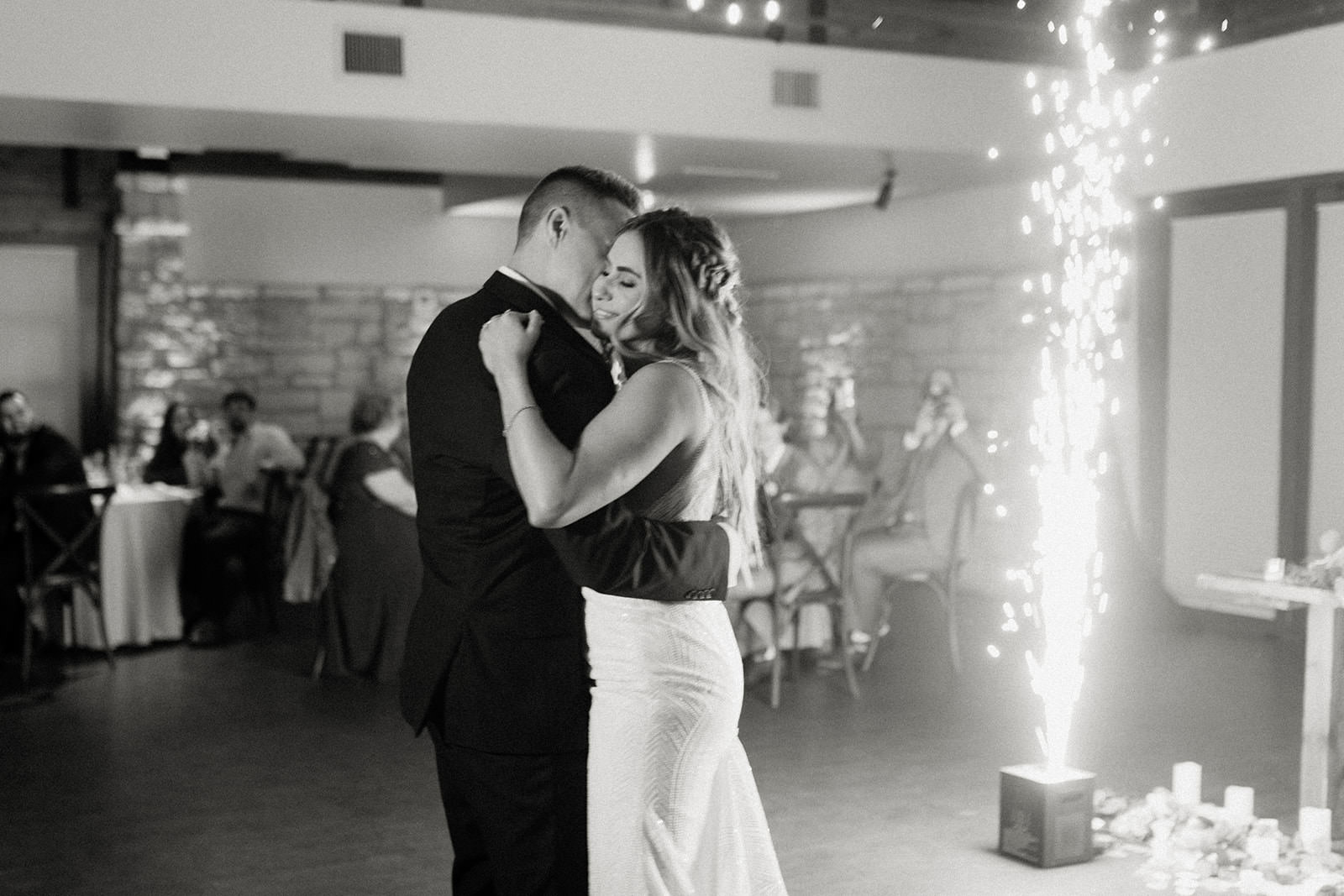 5 Things to Prep for Your First Phone Calls with Wedding Photographers ...